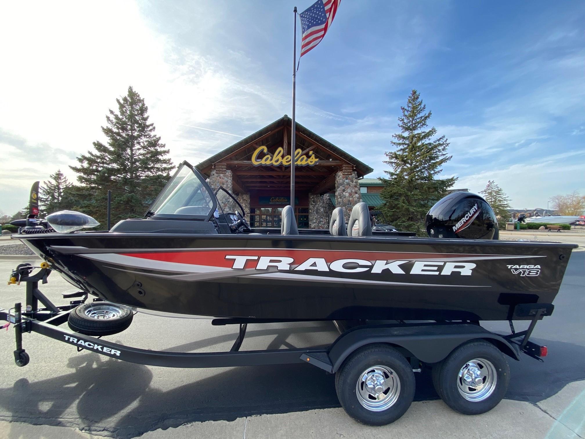 2025 TRACKER TARGA V-18 WT | Bass Pro Shops