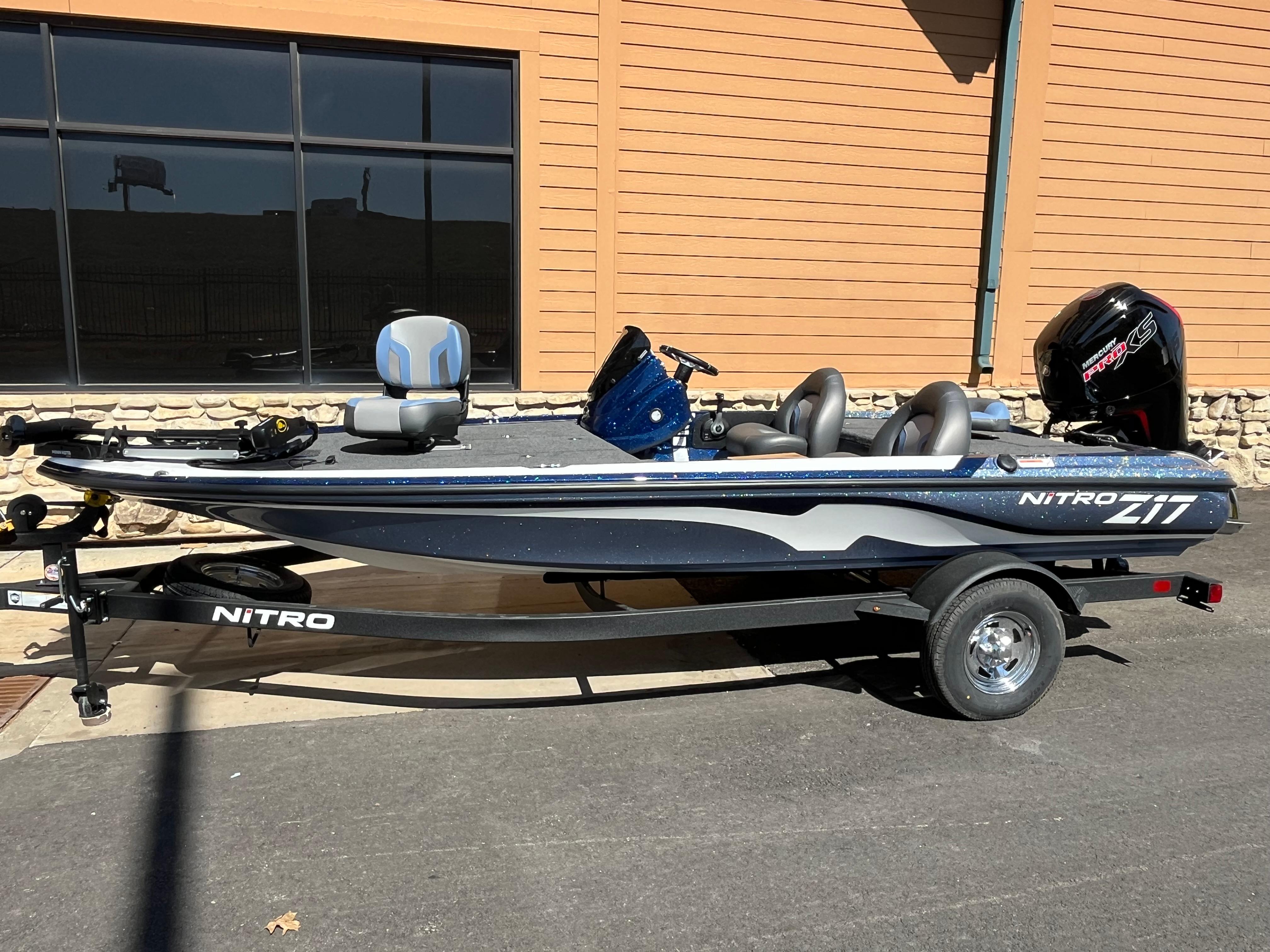 2025 NITRO Z17 | Bass Pro Shops