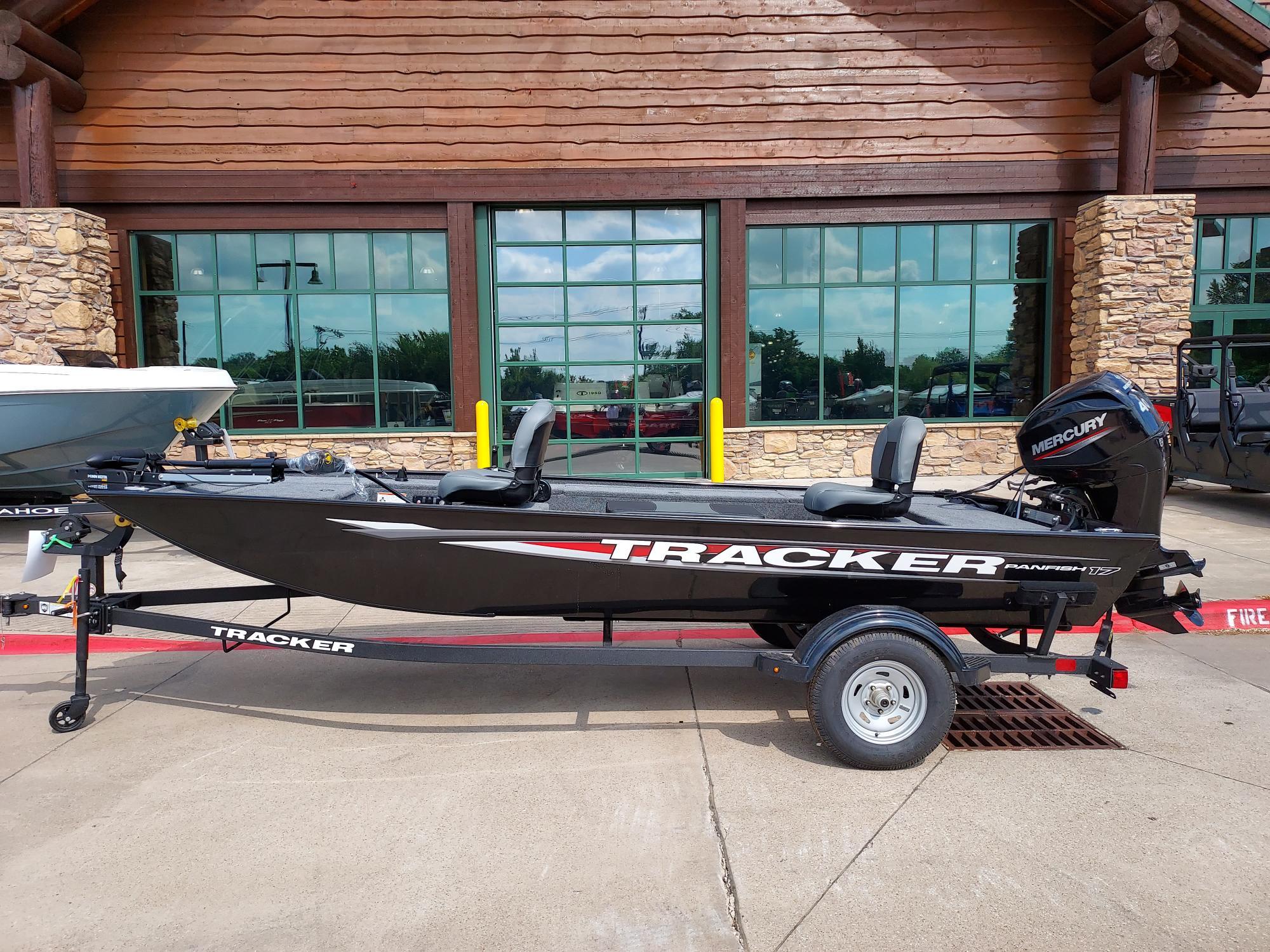 2025 TRACKER PANFISH 17 | Bass Pro Shops
