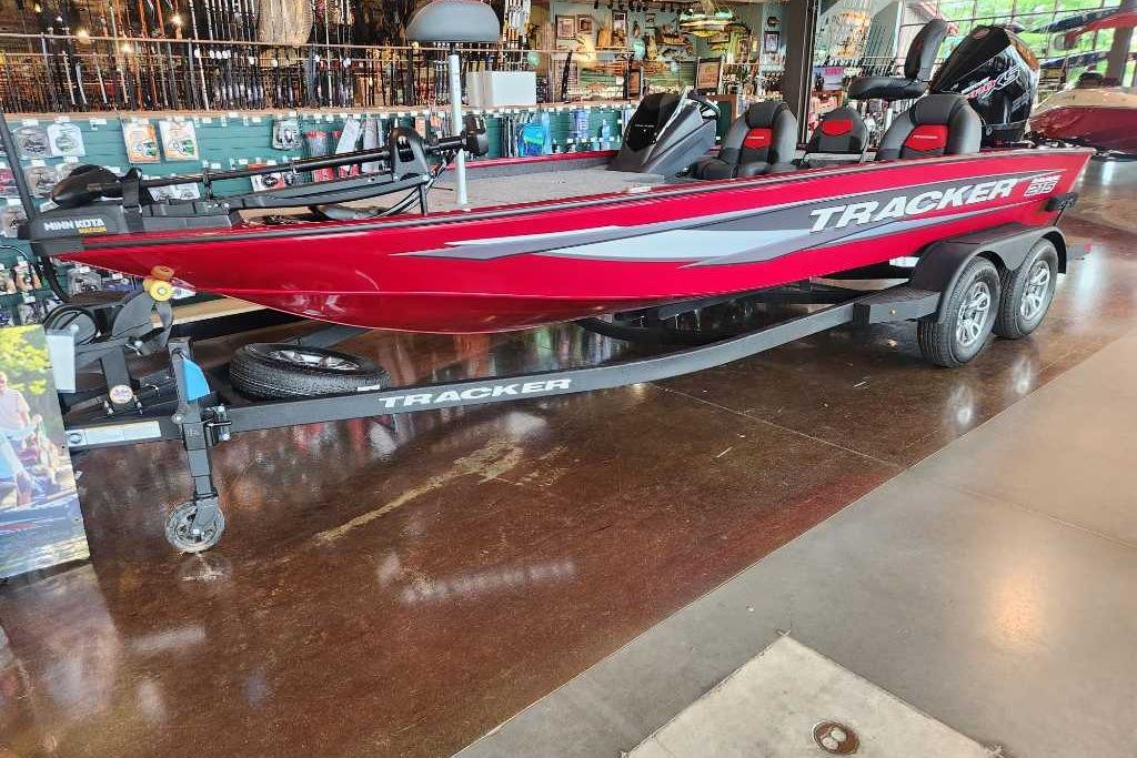 2025 TRACKER SAVAGE 215 | Cabela's