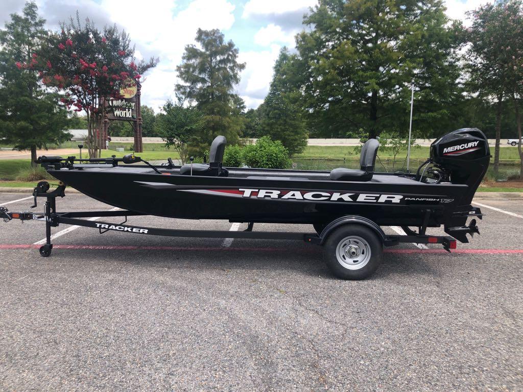 2025 TRACKER PANFISH 17 | Bass Pro Shops