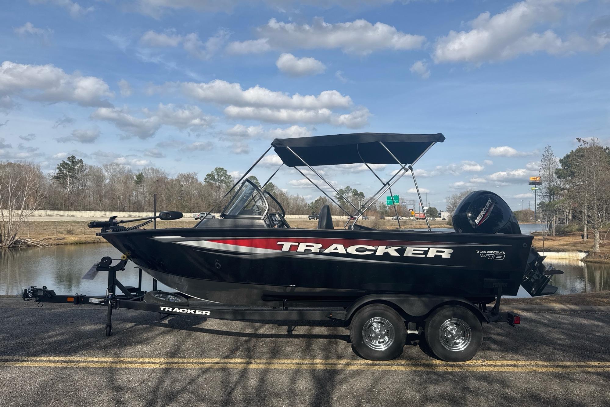 2025 TRACKER TARGA V-18 WT | Bass Pro Shops