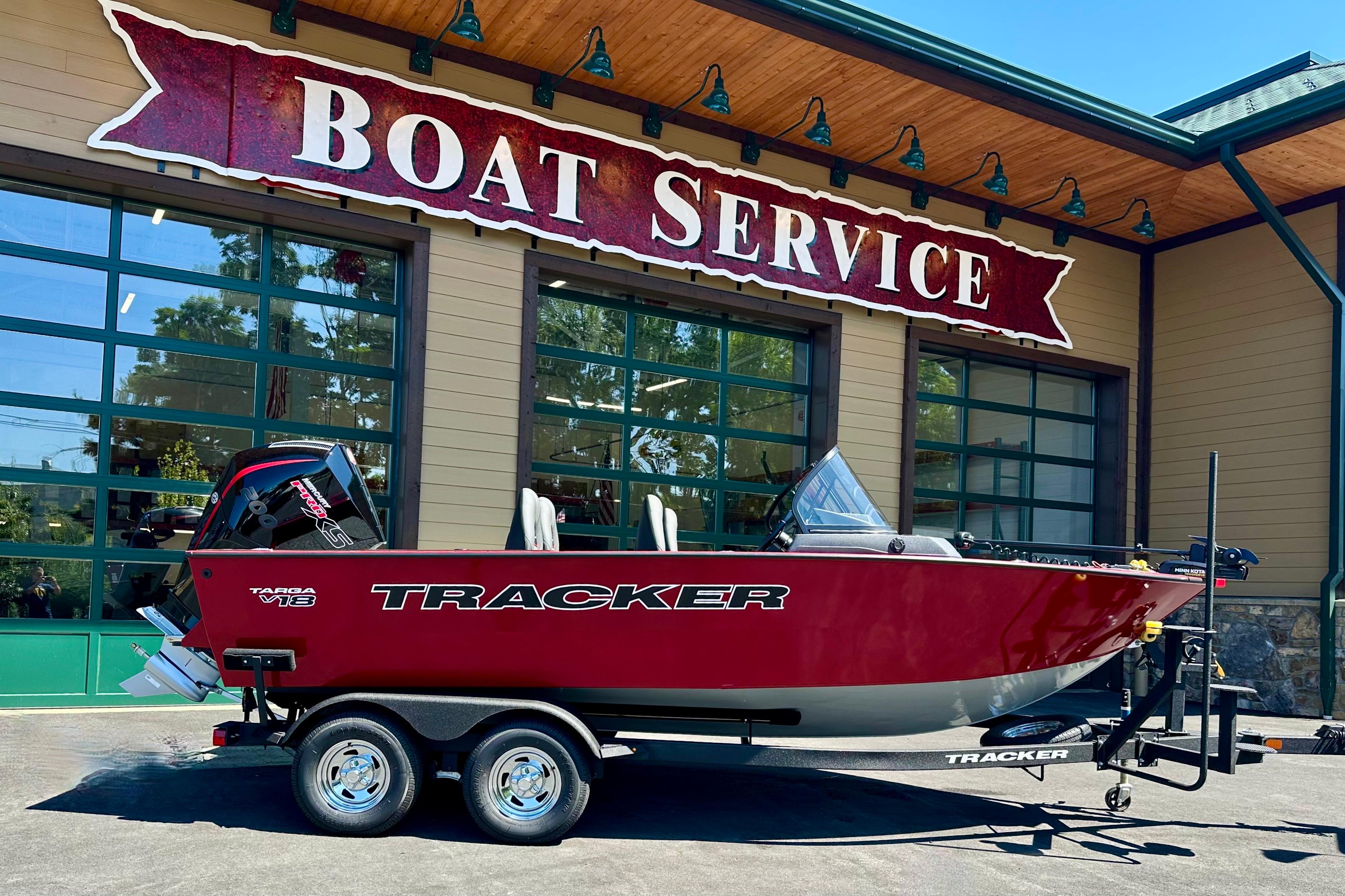 2026 TRACKER TARGA V-18 COMBO | Bass Pro Shops