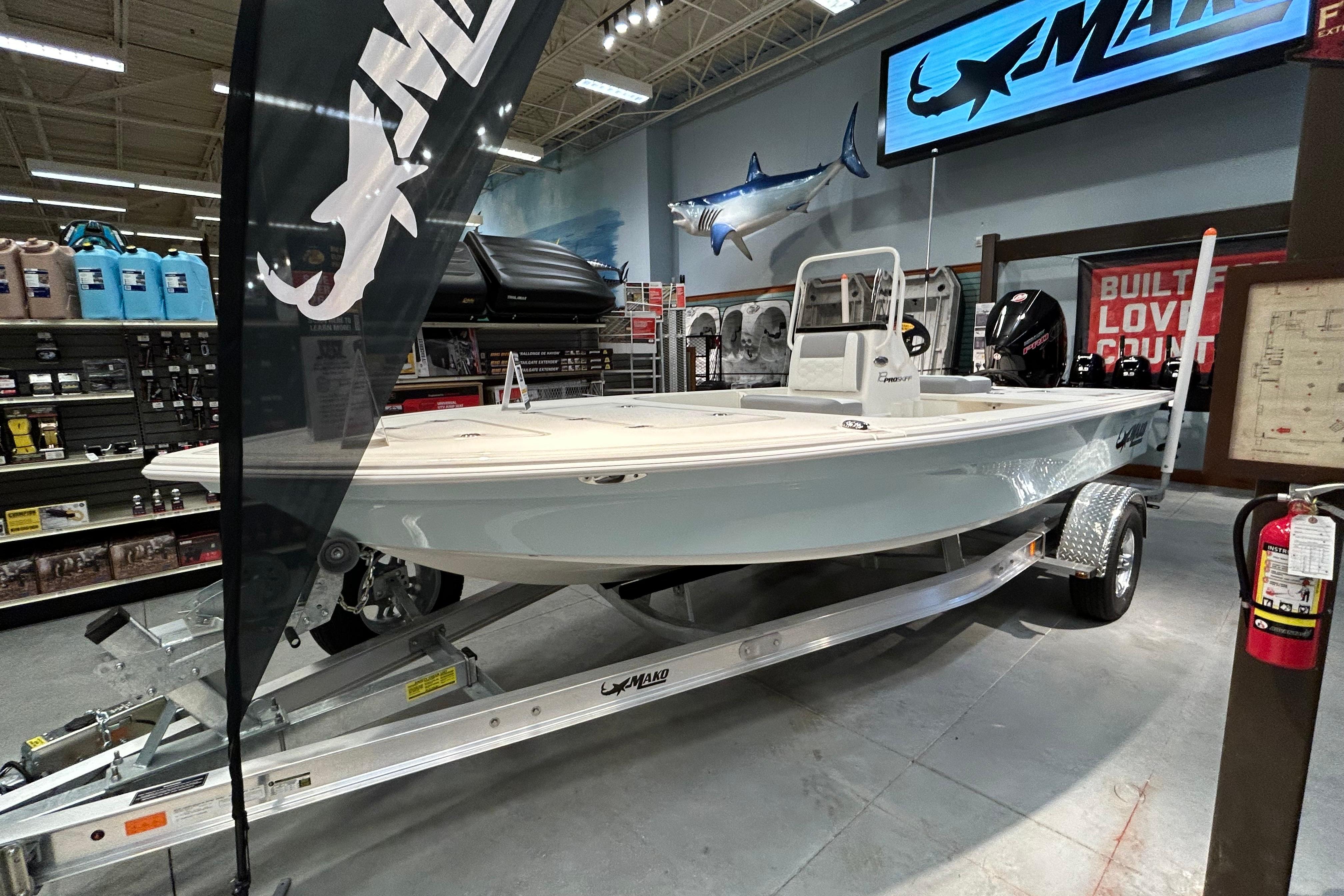 2026 MAKO 18 PRO SKIFF | Bass Pro Shops