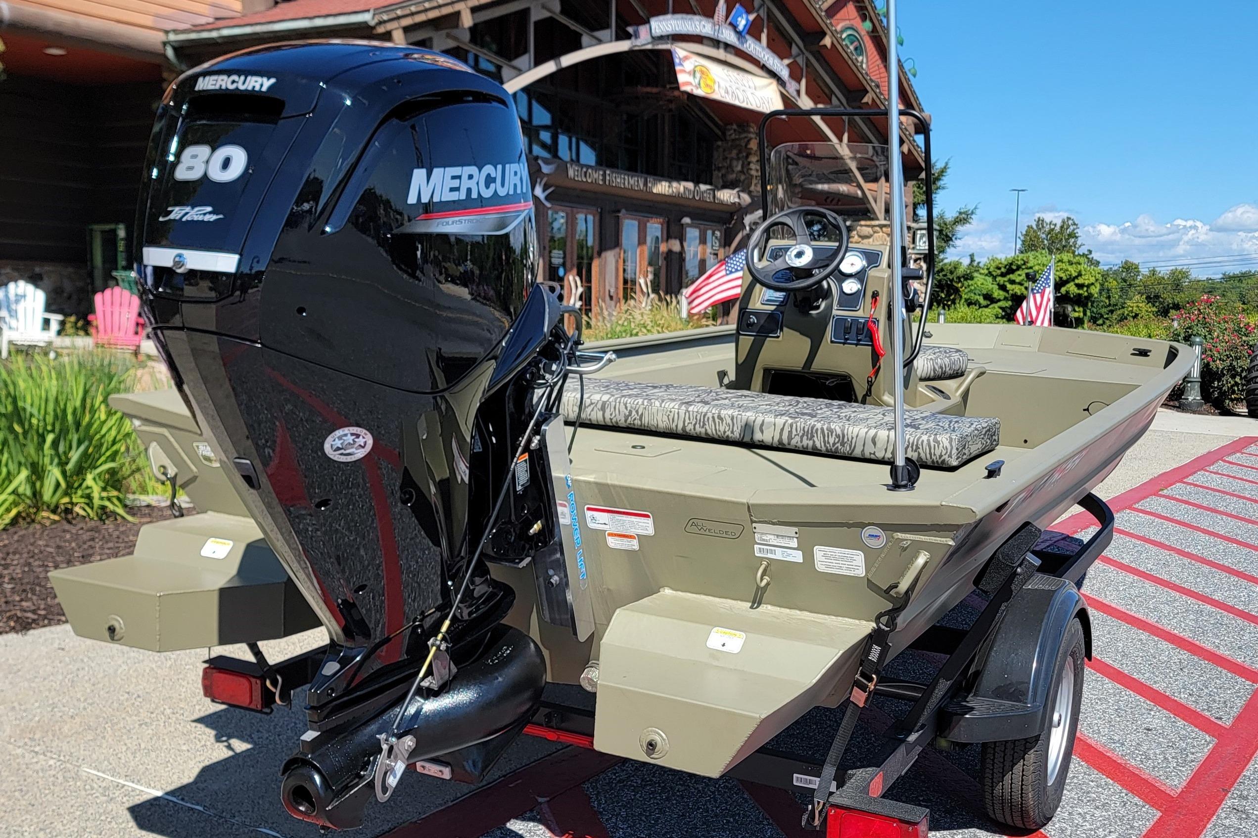 2026 TRACKER GRIZZLY 1860 CC | Bass Pro Shops