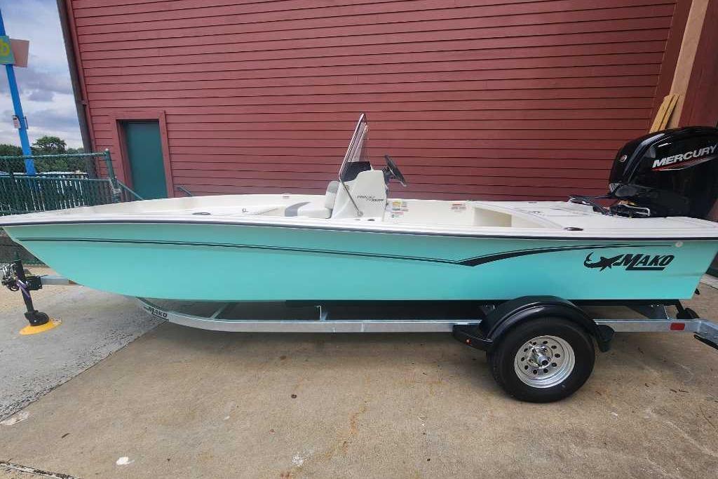 2026 MAKO PRO SKIFF 17 CC | Bass Pro Shops
