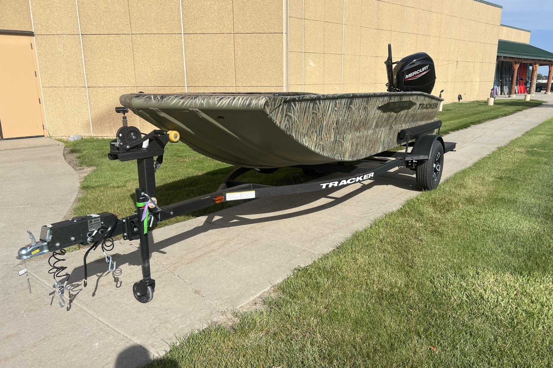 2026 TRACKER GRIZZLY 1650 T PRAIRIE WINGS EDITION | Bass Pro Shops