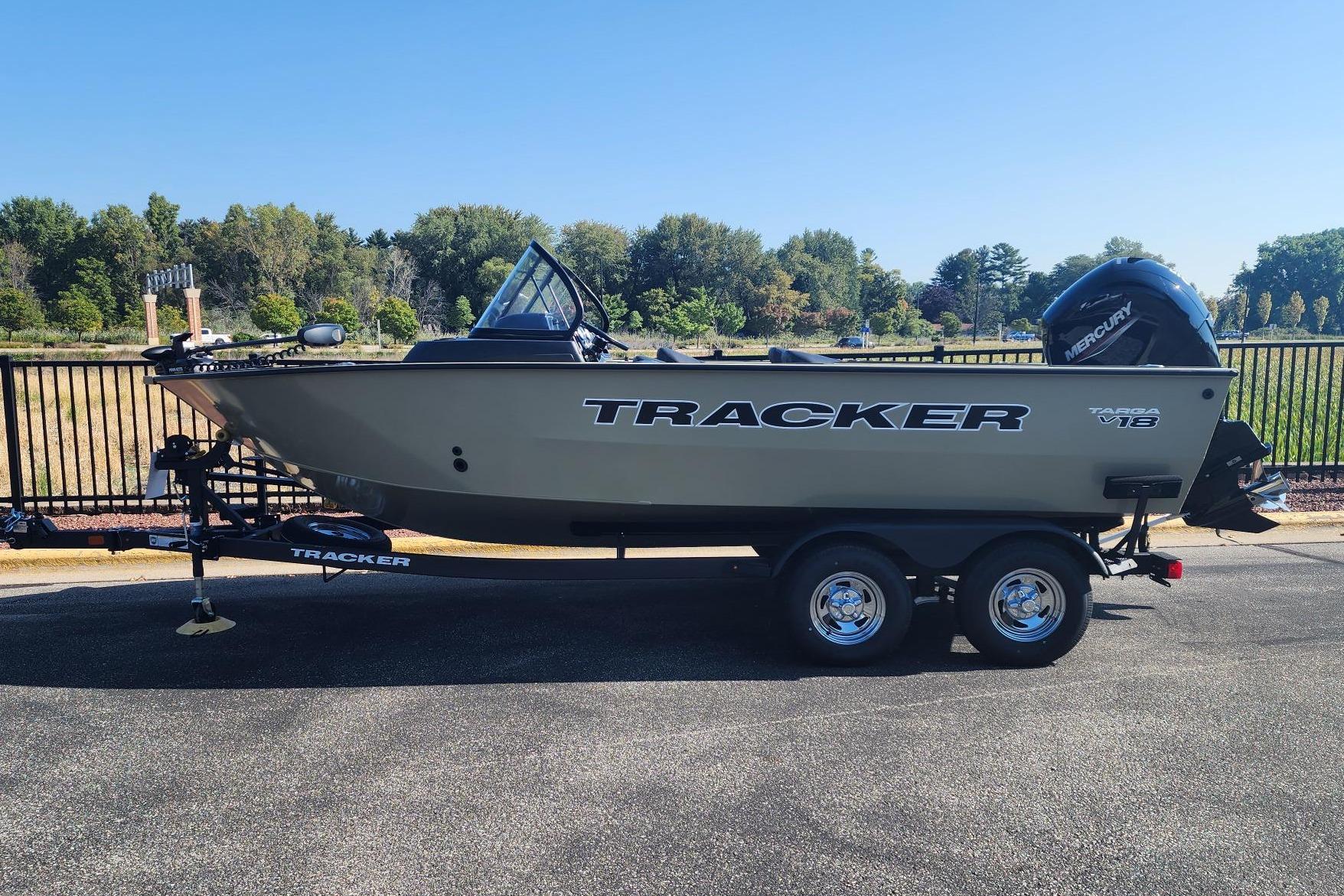 2026 TRACKER TARGA V-18 WT | Bass Pro Shops