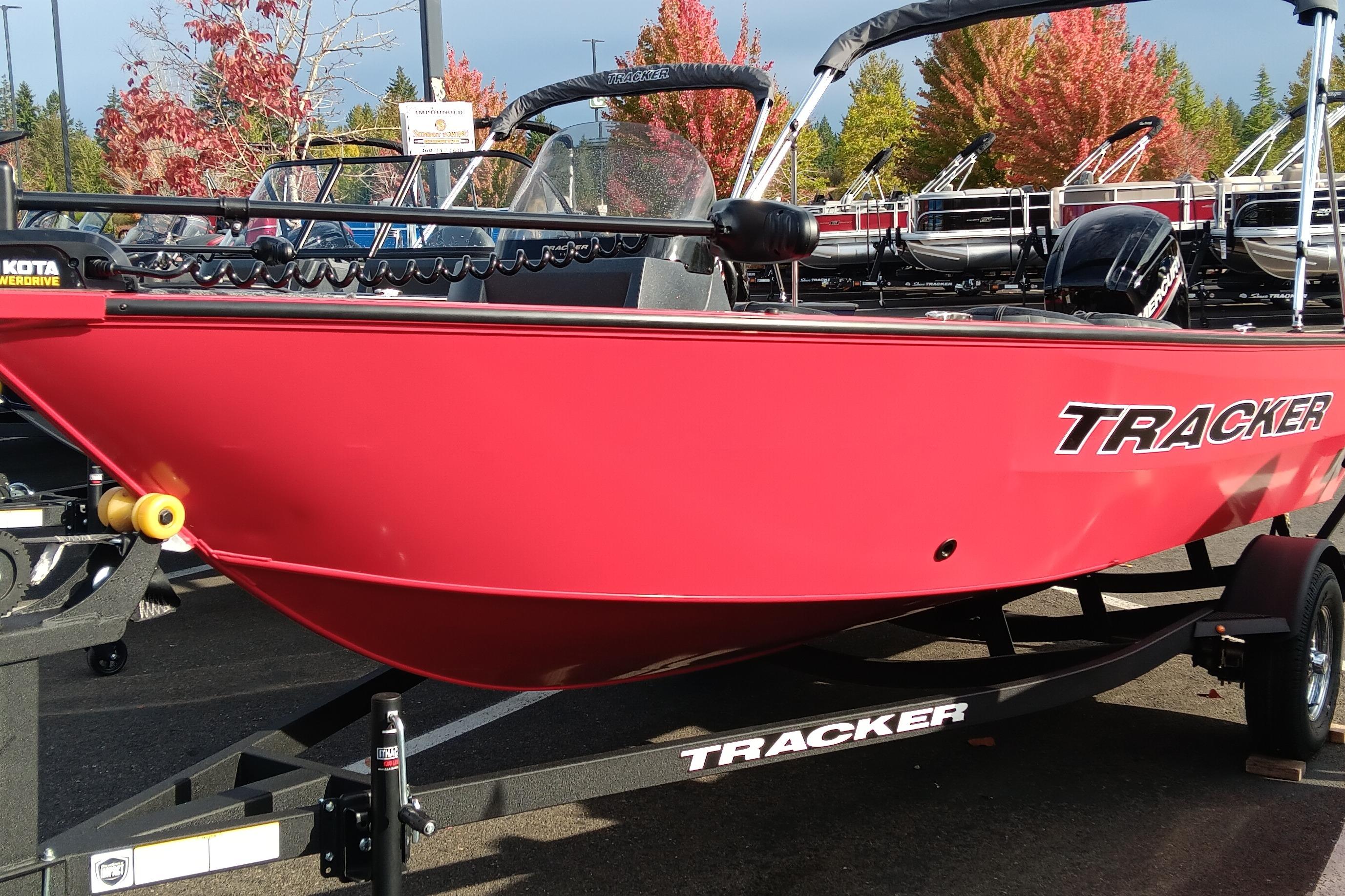 2026 TRACKER PRO GUIDE V-16 SC | Cabela's